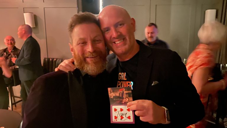 Magician for Parties in Hertfordshire | Steve Rowe Magic